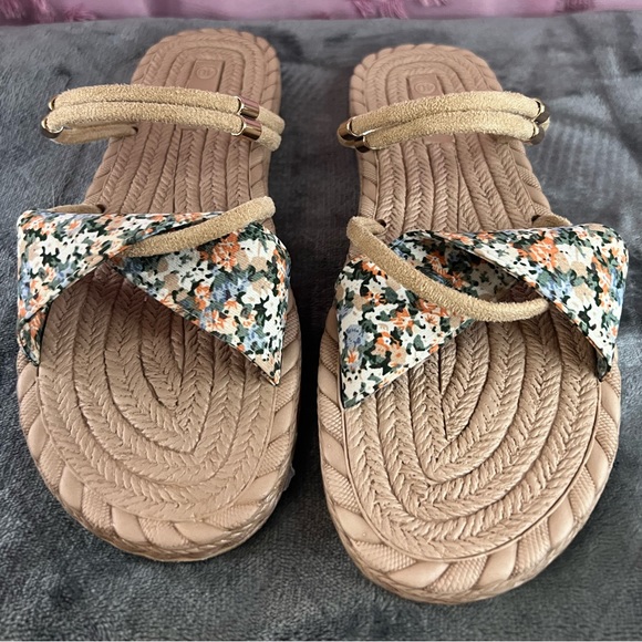 Shoes | Multi Colored Floral Open Back Sandals | Poshmark